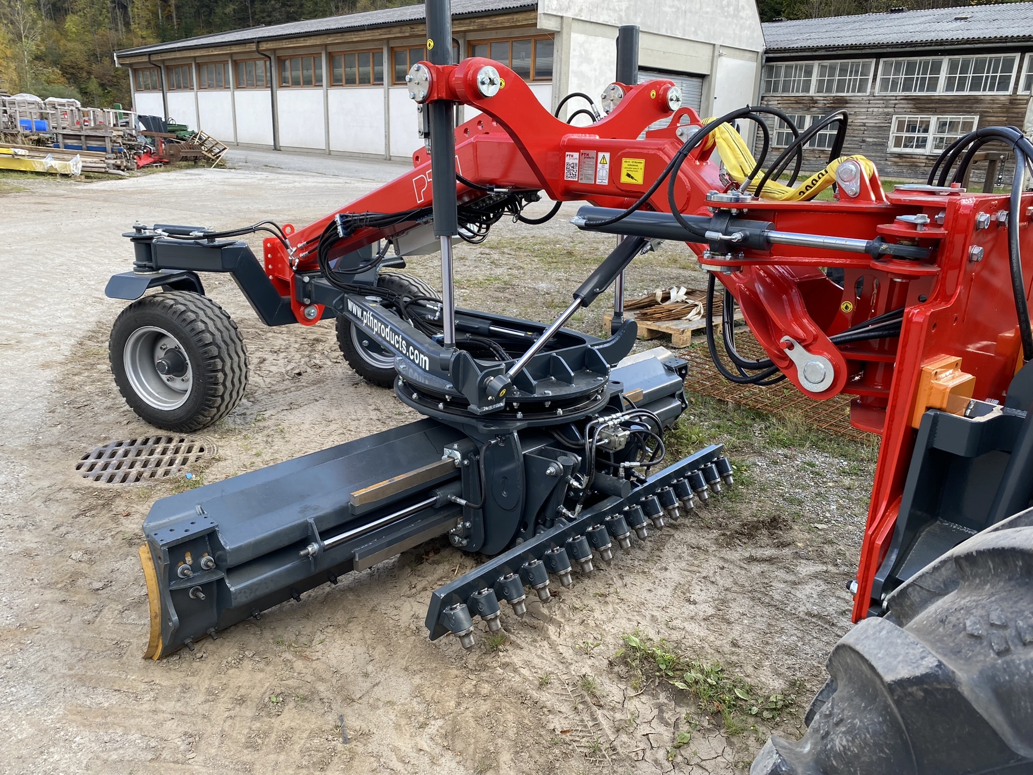 PTH Grader Front – Profi-Grader im Frontanbau