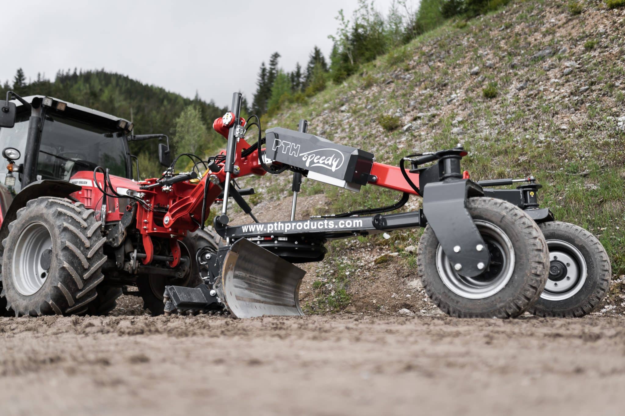 PTH Grader Front – Profi-Grader im Frontanbau